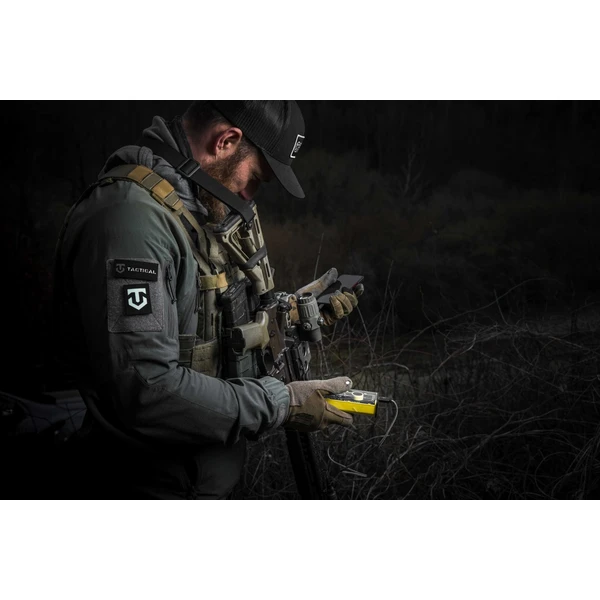 Tactical C4 Explosive powerbanka 19200mAh žlutá - iWant.cz
