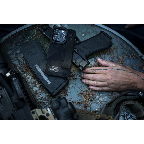 Tactical Camo Troop Drag Strap Kryt pro Apple iPhone 11 černý - iWant.cz